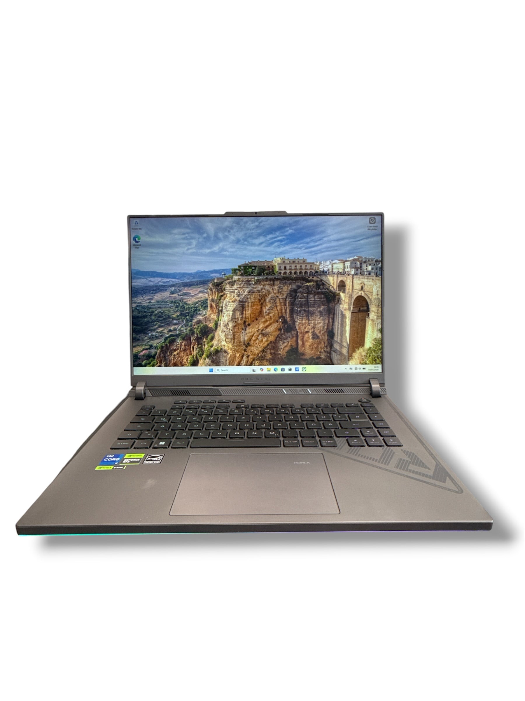 Asus G614J – Banknote internetveikals